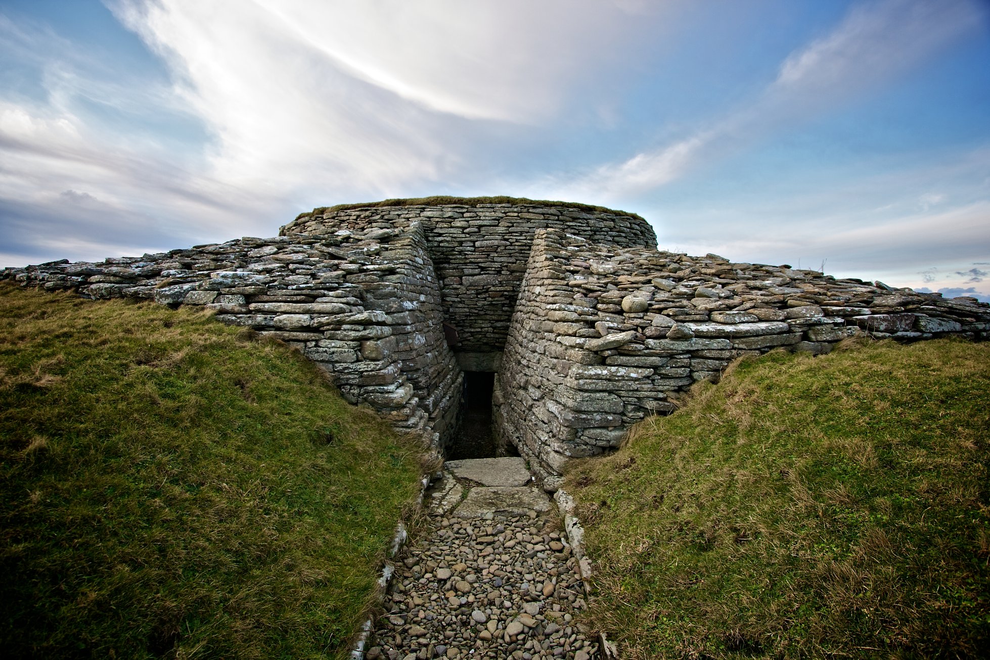 Tombs of the Isles: Neolithic Landscapes of the Dead Tomb Trail | North ...